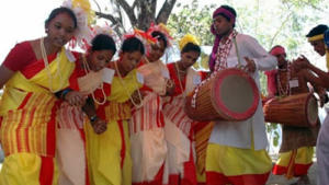 Traditional Dresses Of Indian States | RitiRiwaz