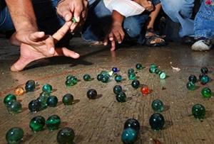 10 Traditional Indoor Games in India | RitiRiwaz