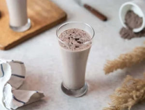 How to Make the Sweet Symphony of Creamy Milkshakes at Home